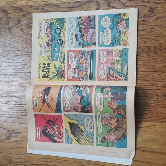 Gold Key | Other | Vintage 6s Mike Mercury Supercar No 4 Gold Key ...